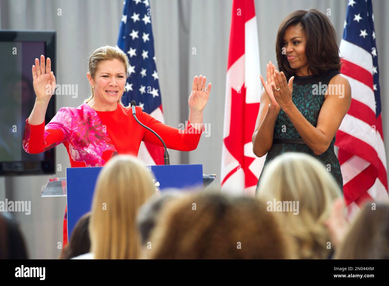 First lady Michelle Obama appluads Sophie Grégoire-Trudeau, wife of ...