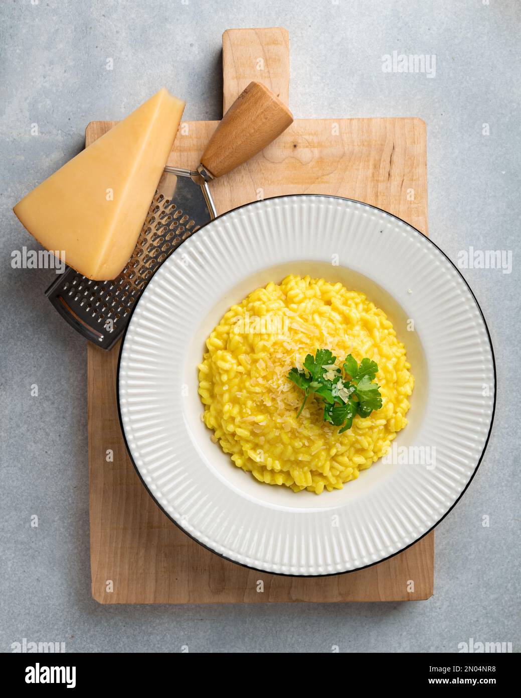 Risotto alla milanese Stock Photo - Alamy
