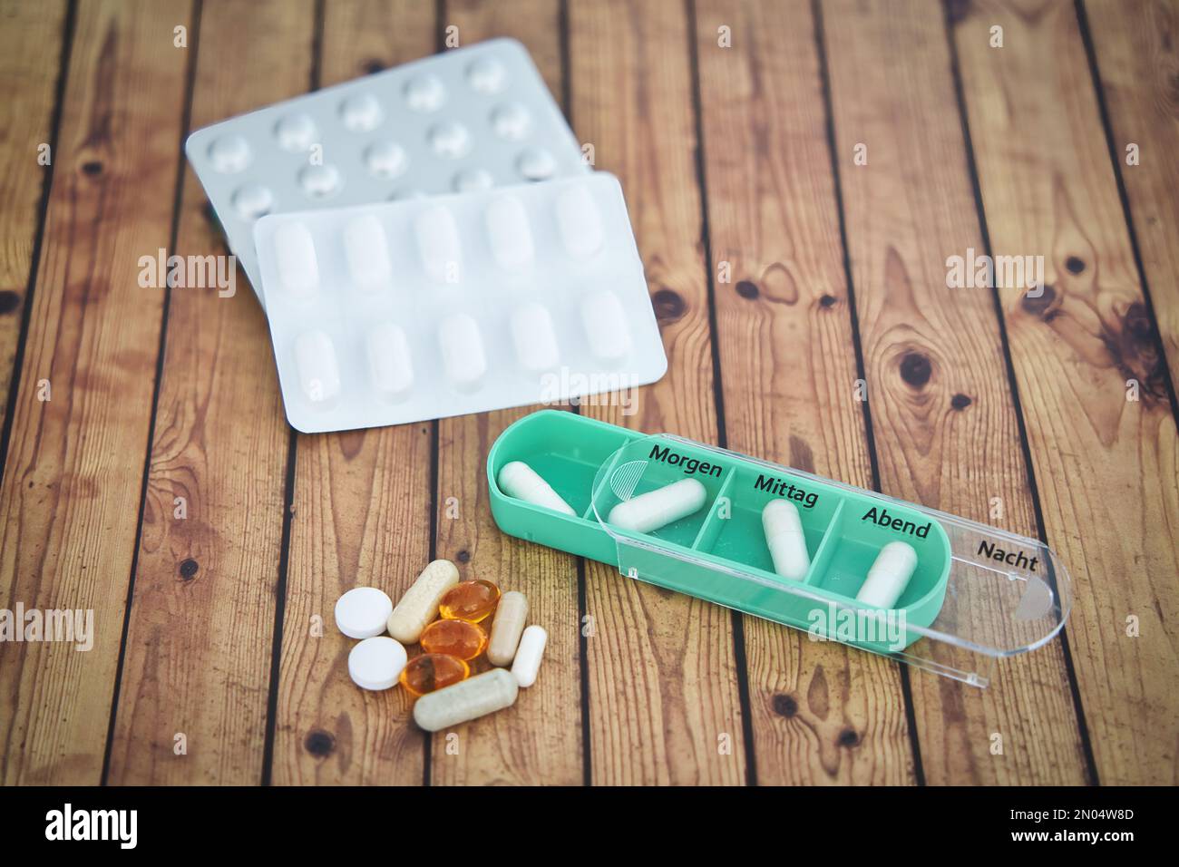 Daily drug use hi-res stock photography and images - Alamy