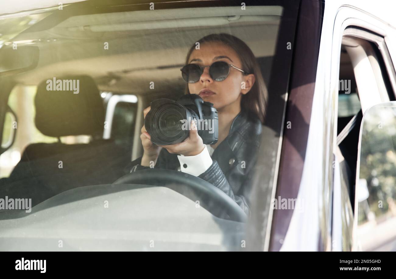 Car detective hi-res stock photography and images - Alamy