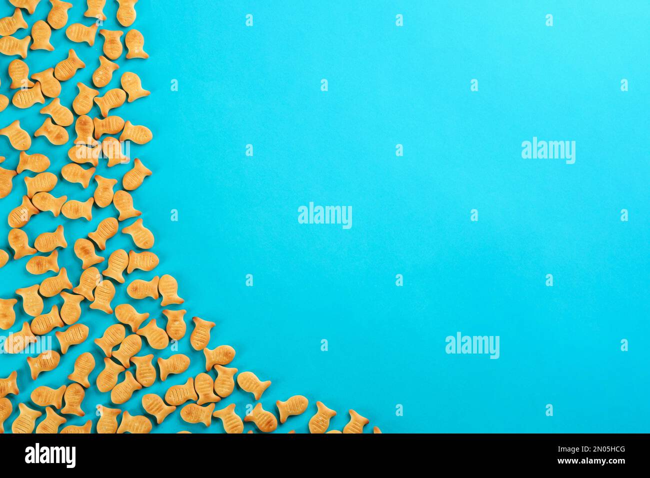 Crackers on blue background hi-res stock photography and images - Alamy