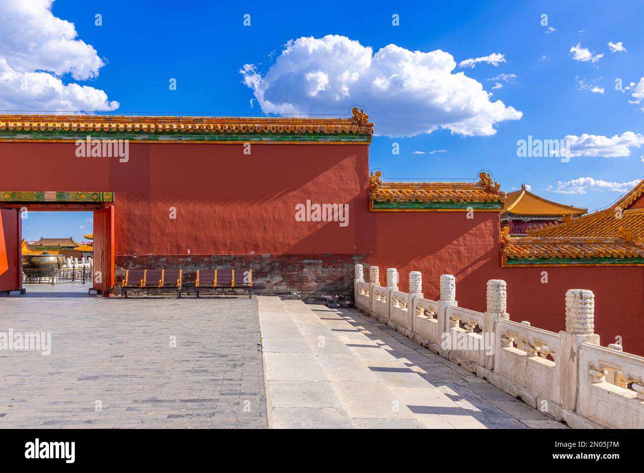 Imperial palace wall hi-res stock photography and images - Alamy