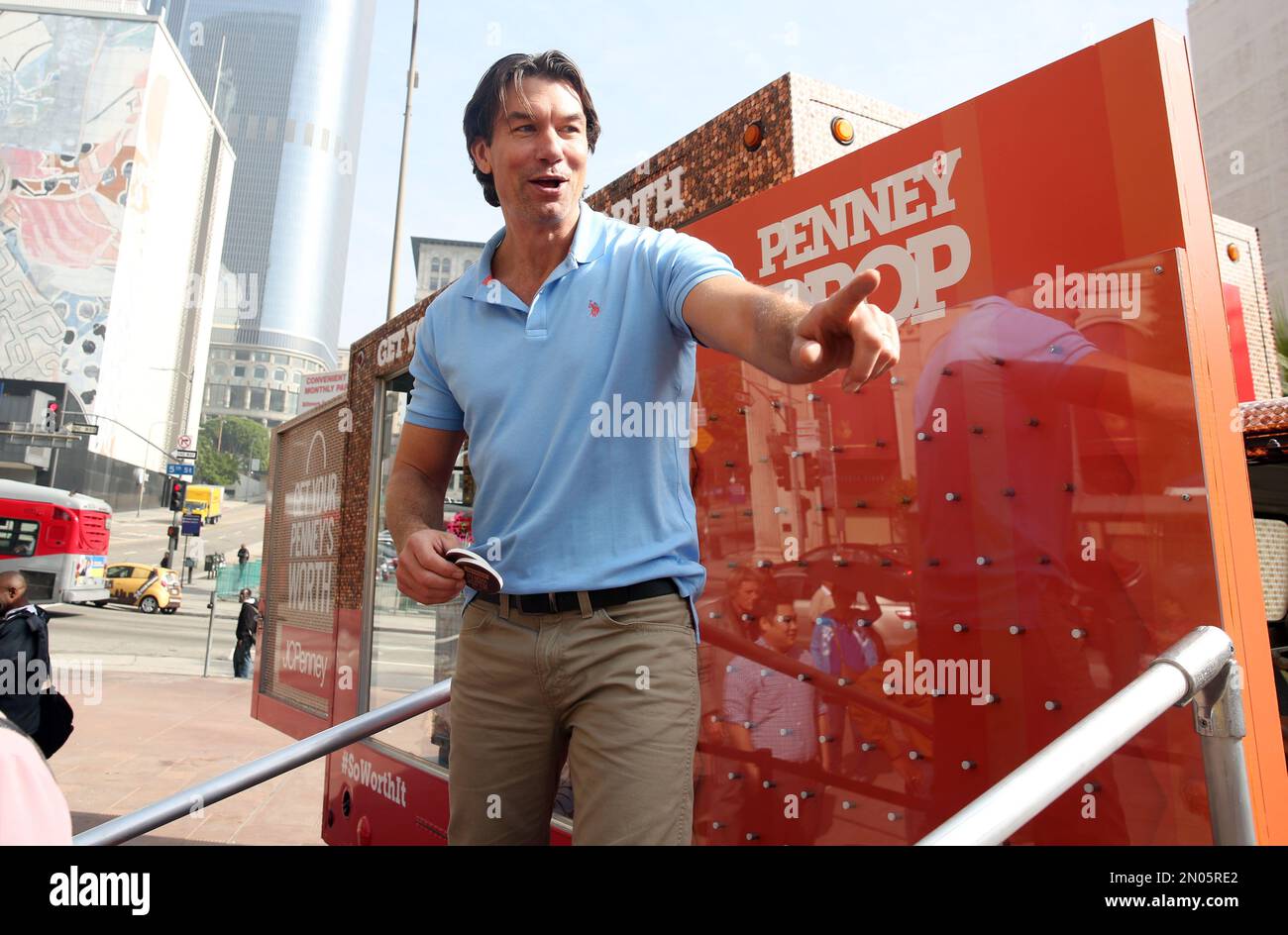 IMAGE DISTRIBUTED FOR JCPENNEY - Actor Jerry O’Connell shows how far ...