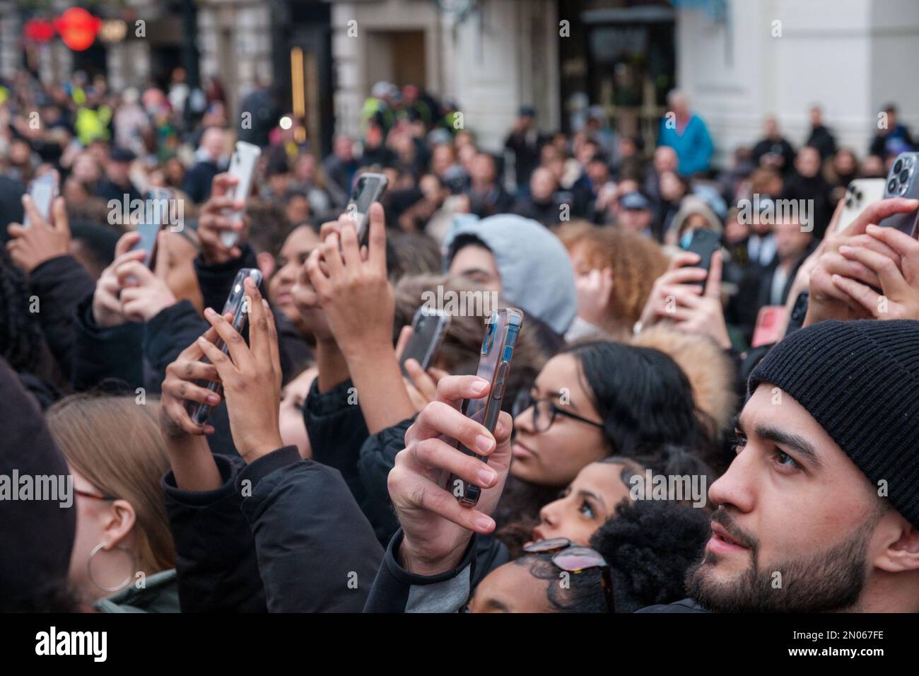 UK Rapper, Digga D film music video in Piccadilly Square. Ehimetalor ...