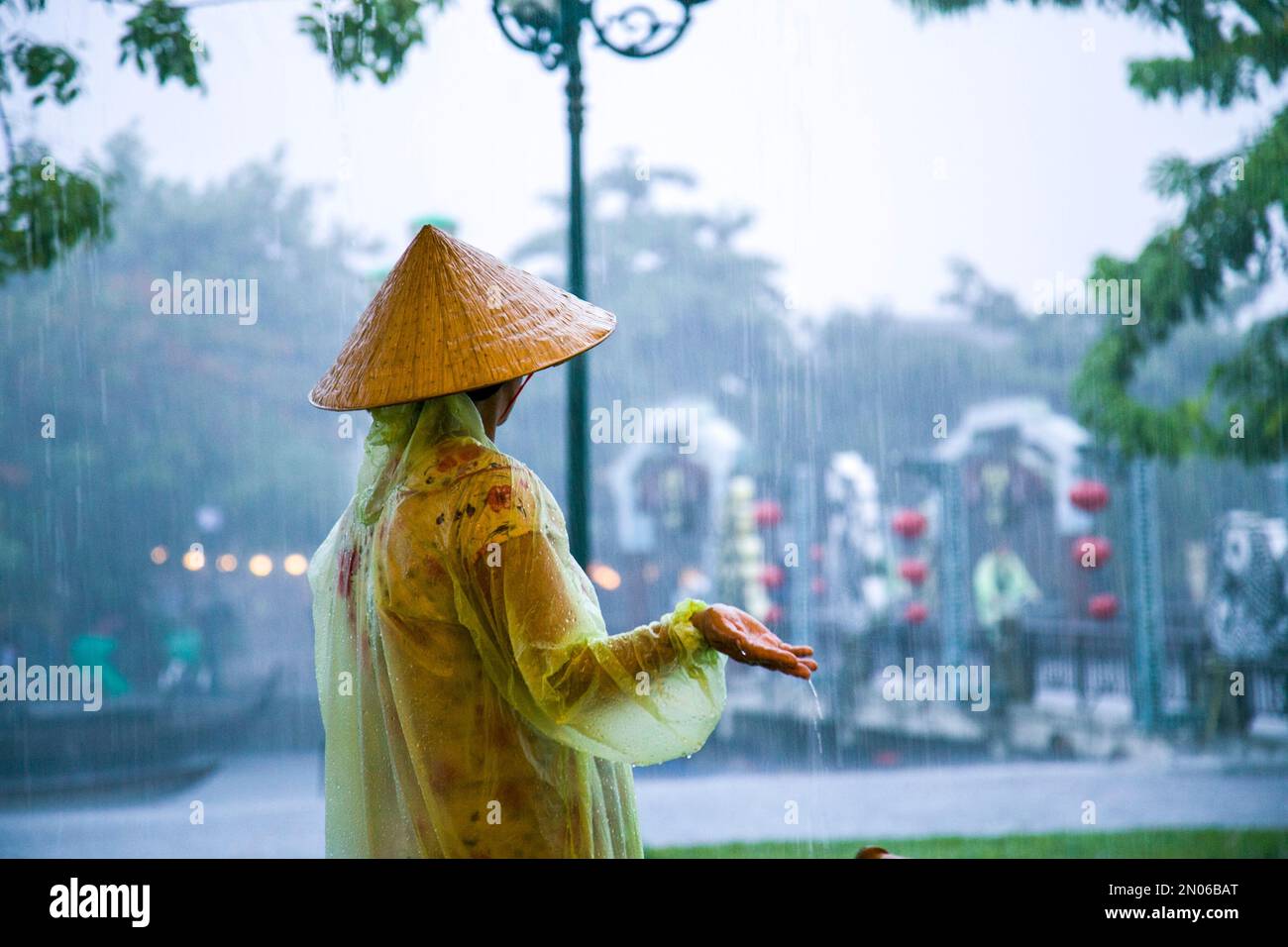 Soak and wet hi-res stock photography and images - Alamy