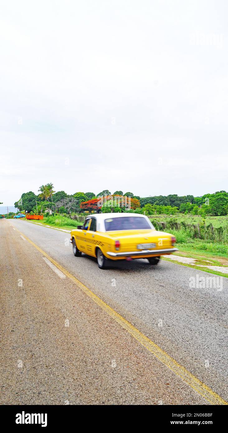 Cuba car highway hi-res stock photography and images - Alamy
