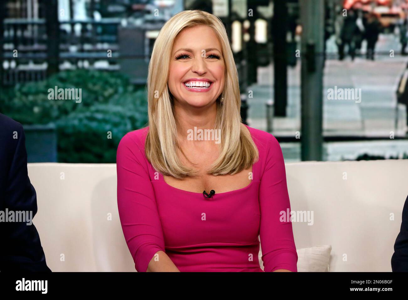 Fox News host Ainsley Earhardt makes her debut as co-host of the ...