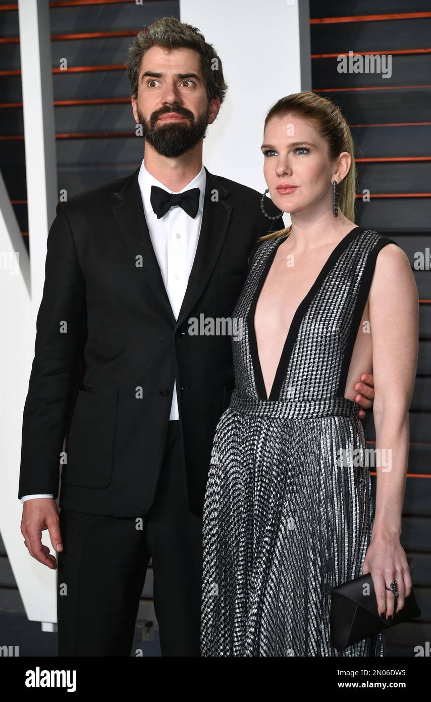 Hamish Linklater, left, and Lily Rabe arrive at the Vanity Fair Oscar ...