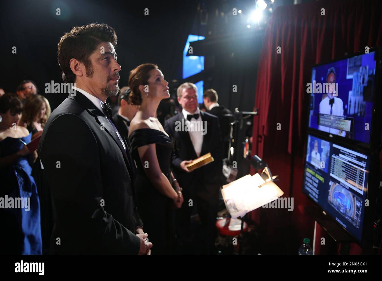 Benicio del Toro, left, and Jennifer Garner seen backstage at the ...