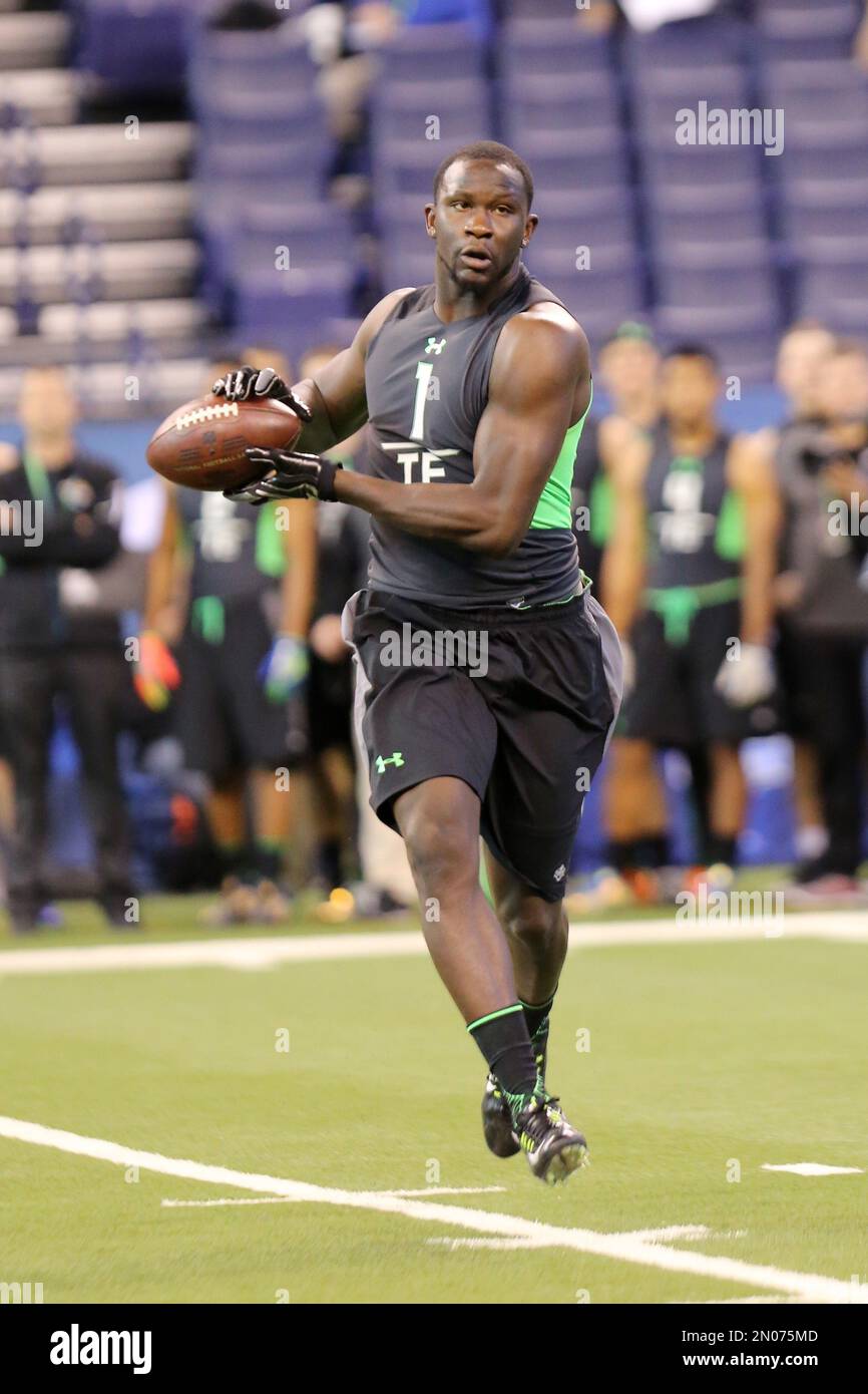 South Carolina tight end Jerell Adams performs a drill at the NFL ...