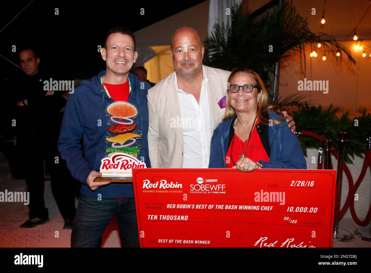 IMAGE DISTRIBUTED FOR RED ROBIN - Travel Channel personality Andrew ...