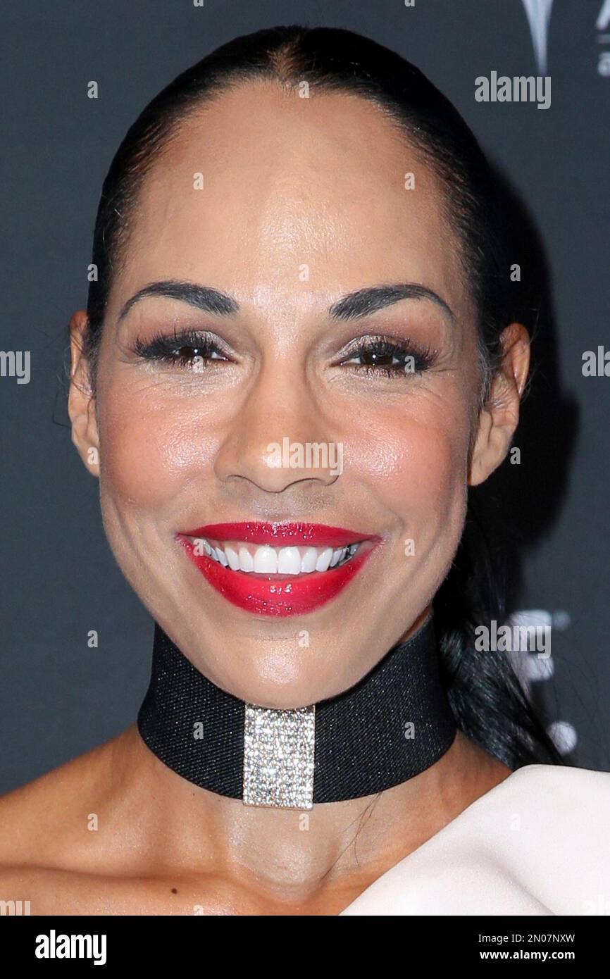 Amanda Brugal arrives at the 3rd Annual "An Evening With Canada's Stars ...