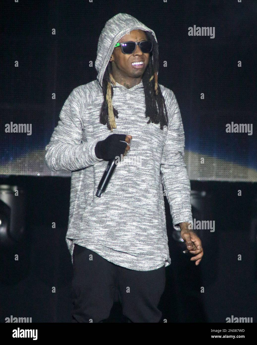 Rapper Lil Wayne performs in concert during “The Dedication Tour 2016 ...