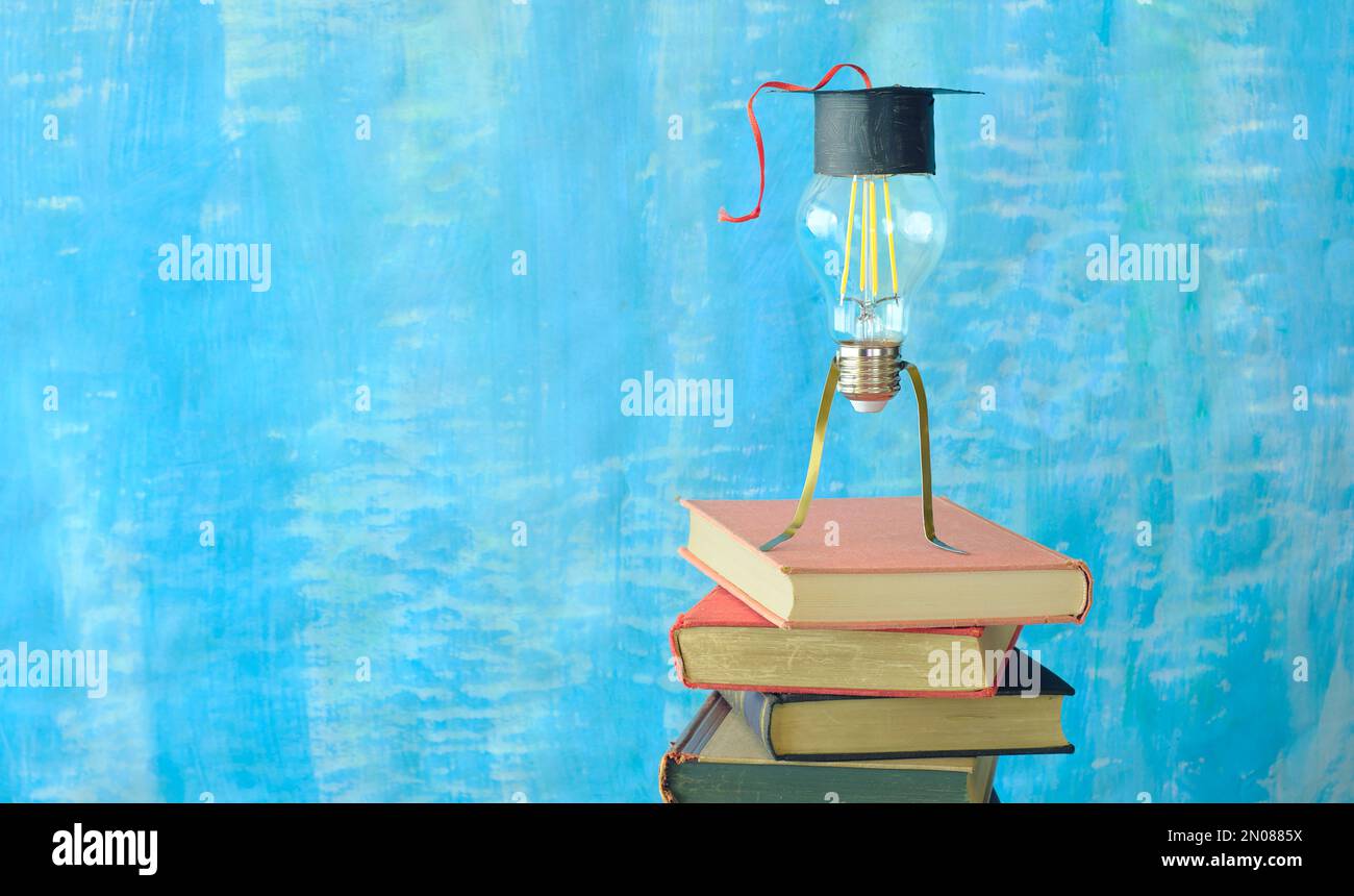 Teaching graduate fair hi-res stock photography and images - Alamy