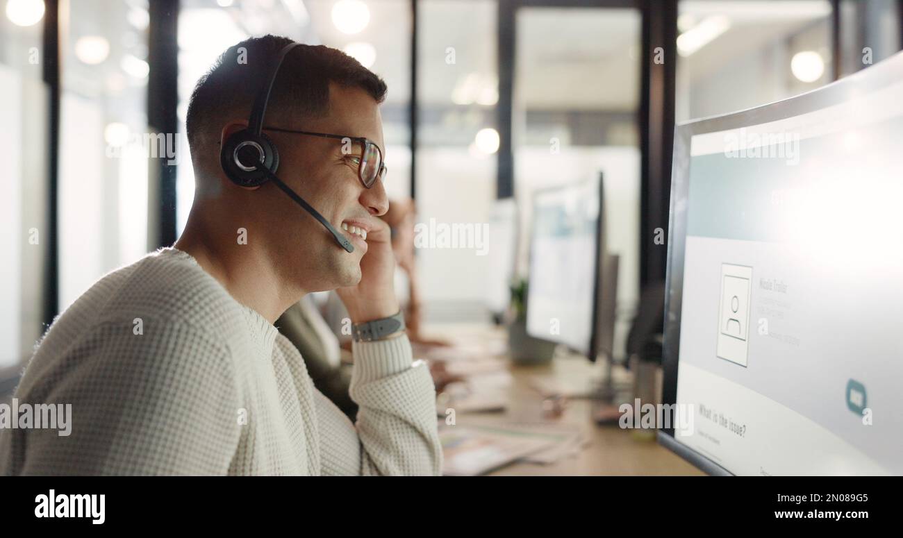 Insurance company helping client hi-res stock photography and images ...