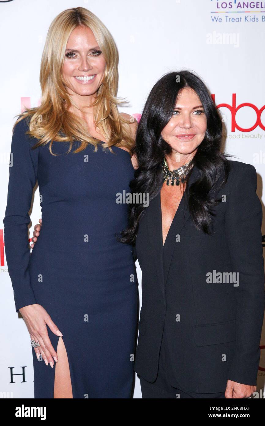 Heidi Klum, left, and Wendy Iles arrive at the 2nd Annual Hollywood ...
