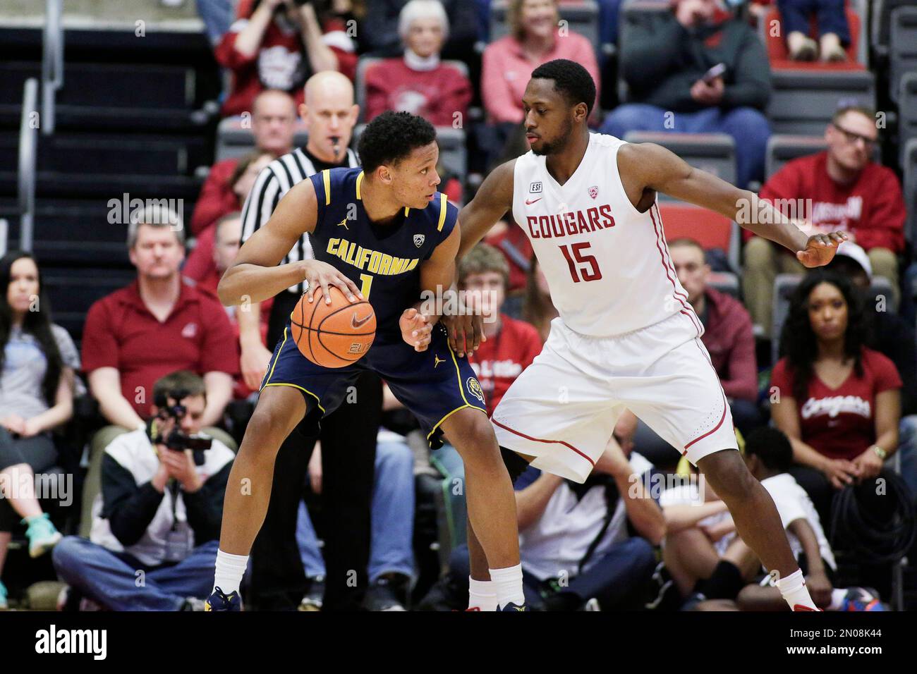 California's Ivan Rabb (1) dribbles while defended by Washington State ...