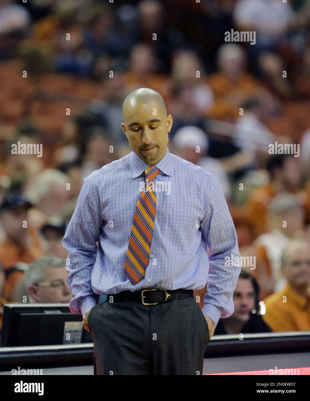 Texas head coach Shaka Smart during the second half of an NCAA college ...