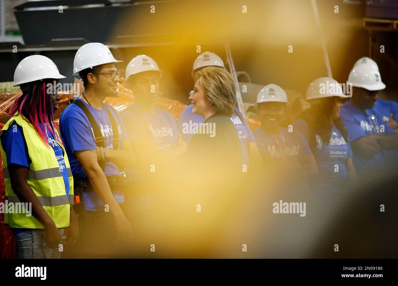 Democratic presidential candidate Hillary Clinton, center, meets with ...
