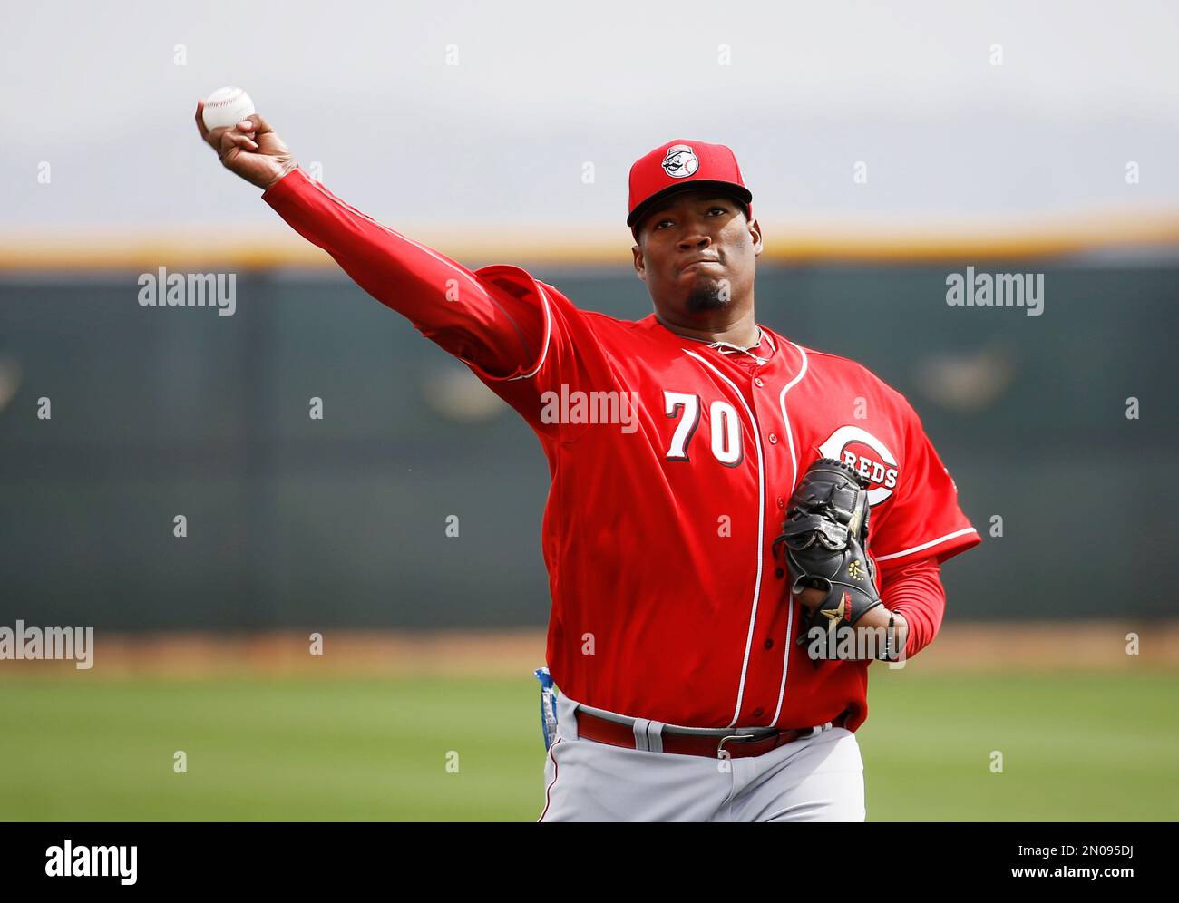 Cincinnati Reds' Jumbo Diaz throws during a spring training baseball ...