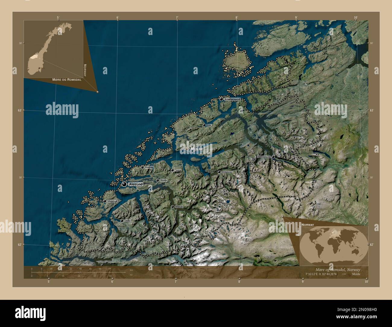 Mre og Romsdal, county of Norway. Low resolution satellite map ...