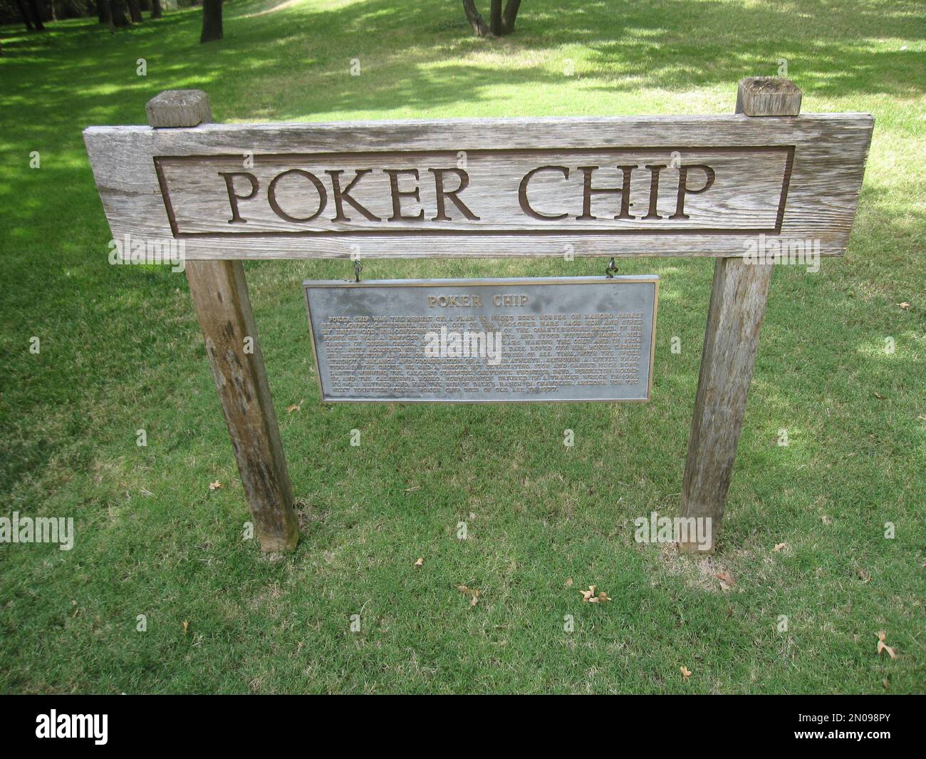 This Sept. 25, 2014 photo shows a grave marker for a horse that was ...
