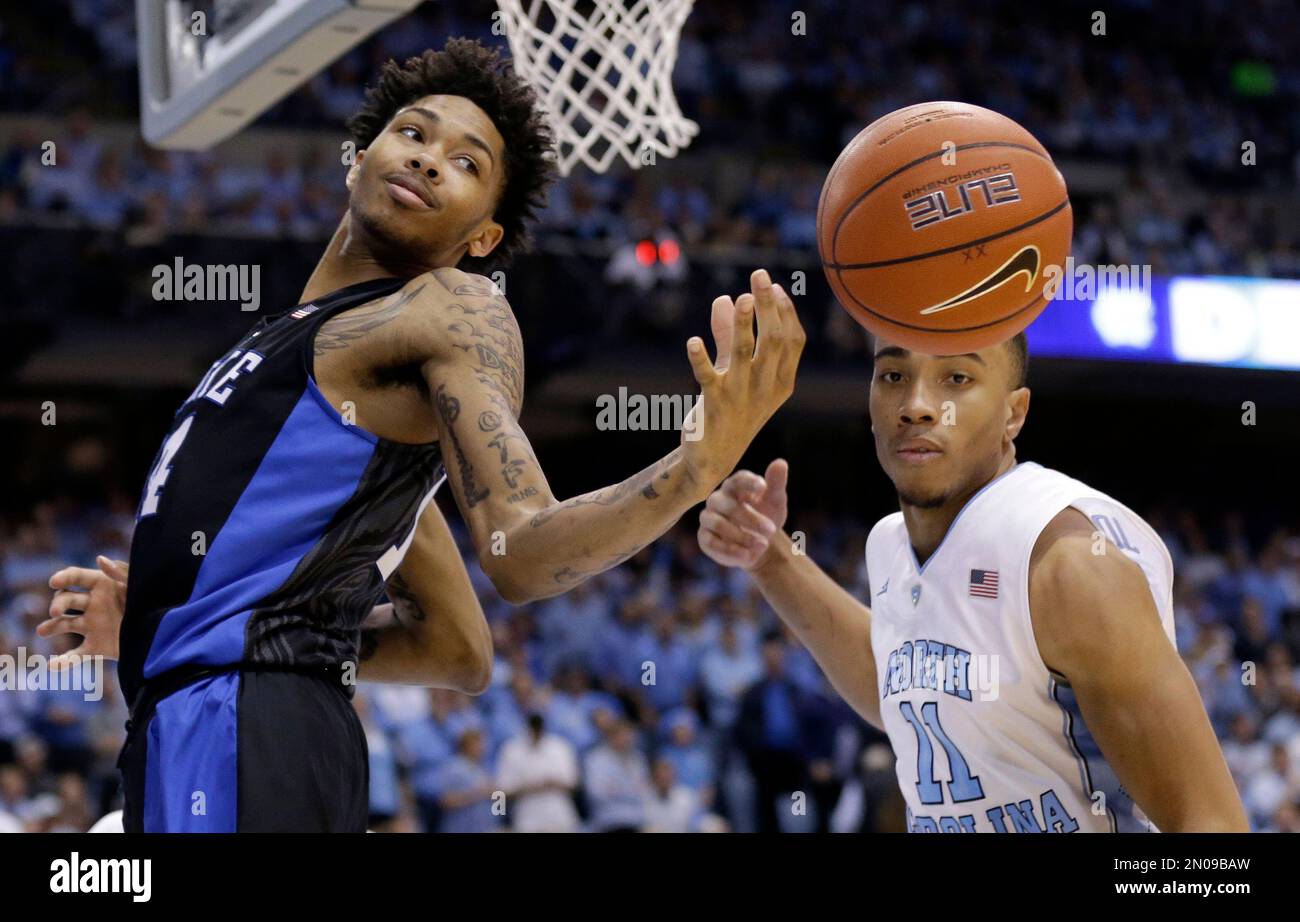 North Carolina's Brice Johnson (11) and Duke's Brandon Ingram watch a ...