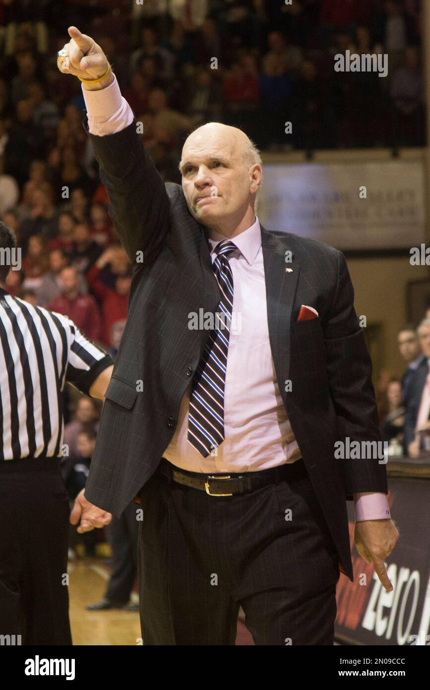 Saint Joseph's head coach Phil Martelli acknowledges the crowd during ...