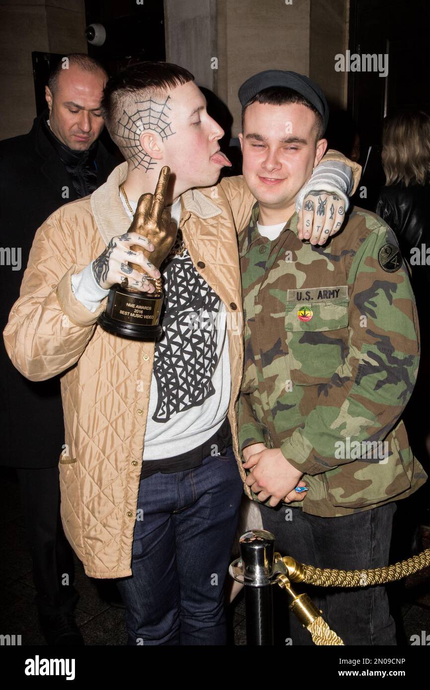 Laurie Vincent and Isaac Holman of Slaves pose for photographers upon ...