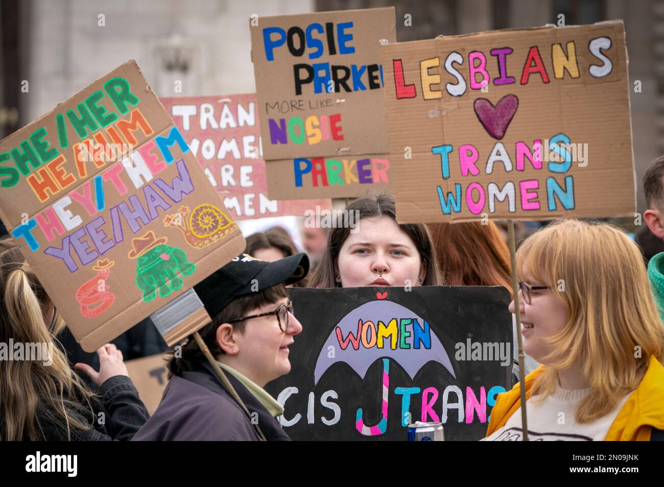 Let women speak hi-res stock photography and images - Alamy