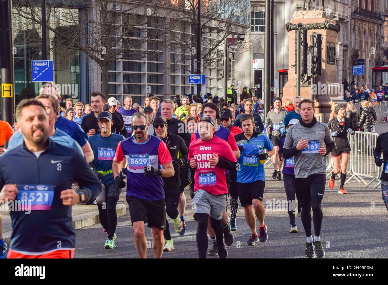 Cancer research uk winter run hi-res stock photography and images - Alamy