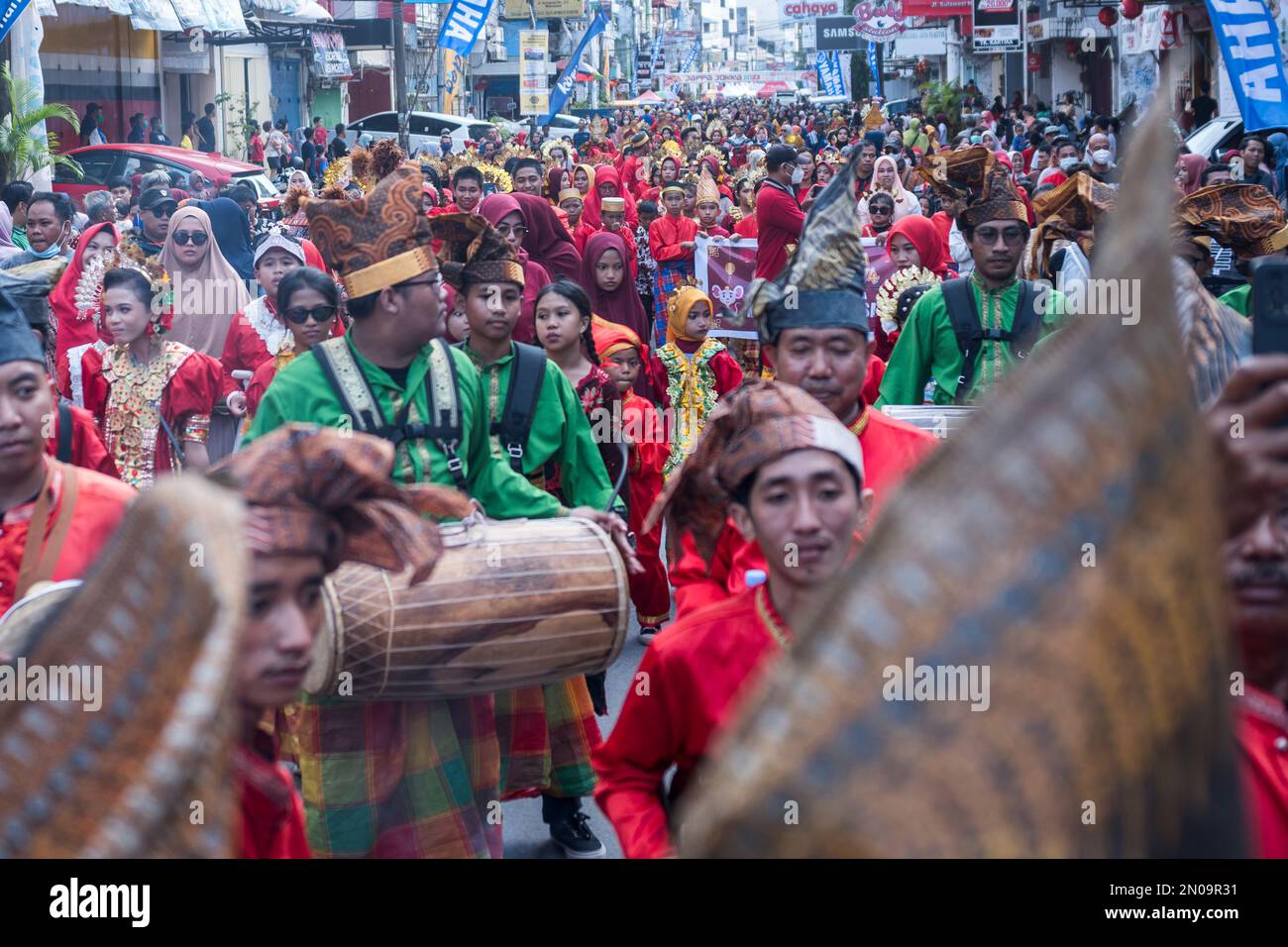 Makassar, South Sulawesi, Indonesia. 5th Feb, 2023. Thousands of ...