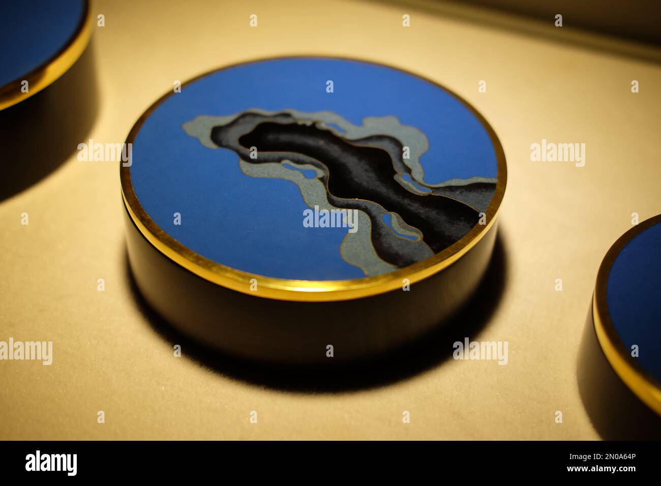 Paperweight art made by Falan Stock Photo - Alamy