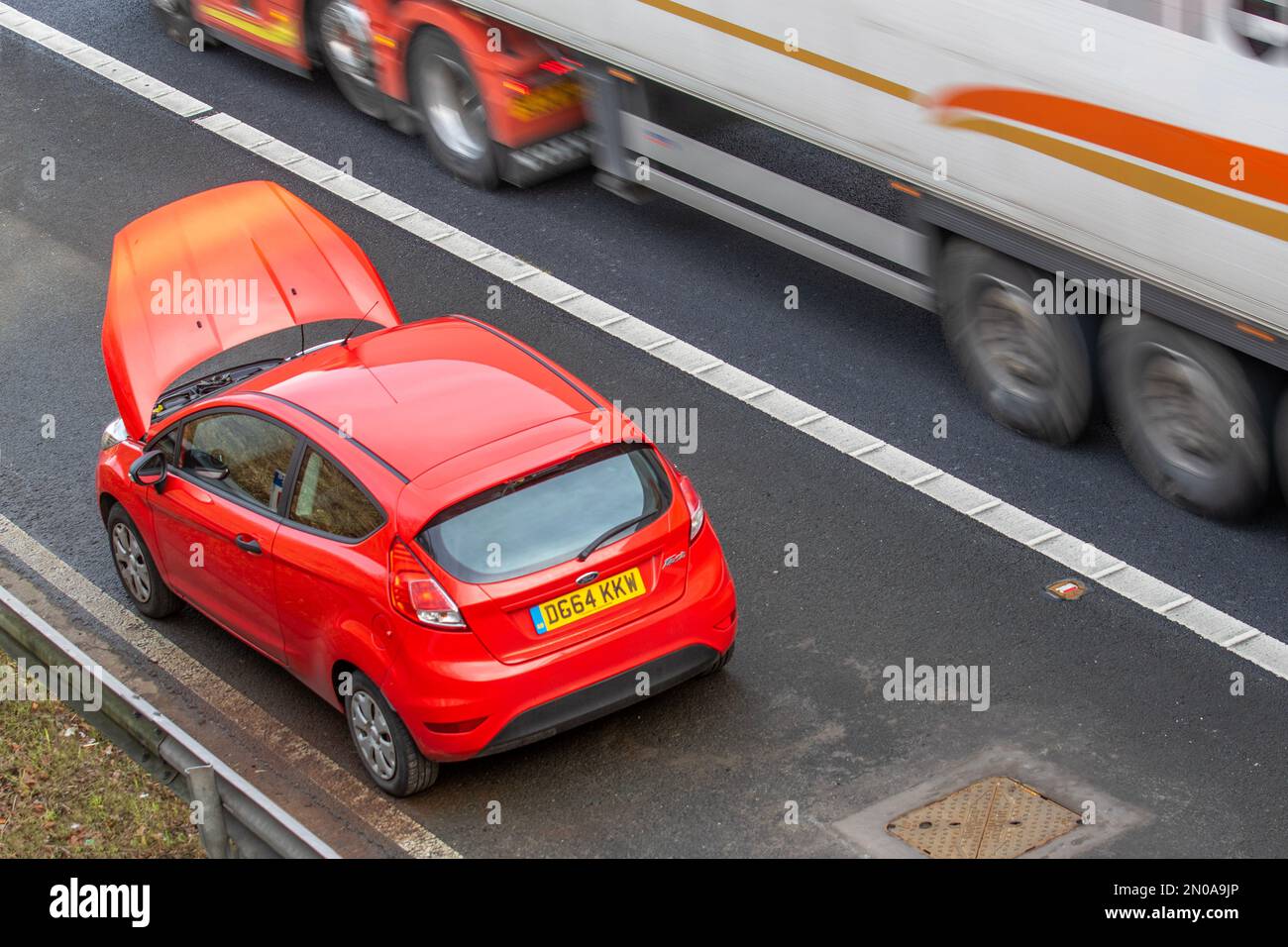 2014 FORD FIESTA ZETEC broken down on the M6 motorway with bonnet up ...