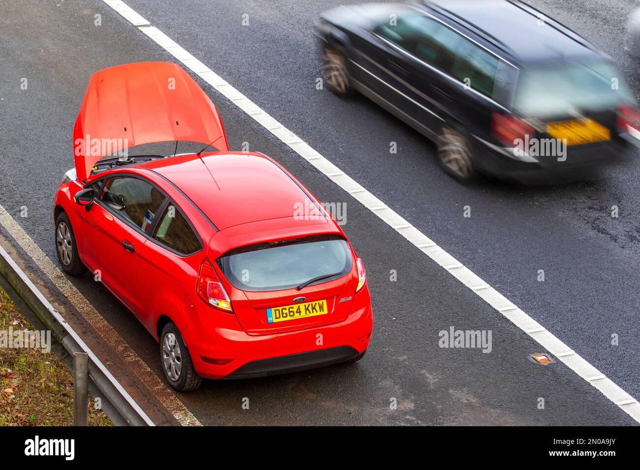 2014 FORD FIESTA ZETEC broken down on the M6 motorway with bonnet up ...