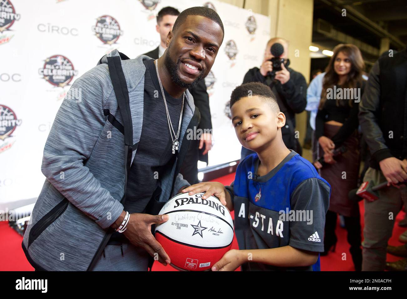 Kevin Hart, left, and Demarjay Smith at the NBA All-Star Celebrity Game ...