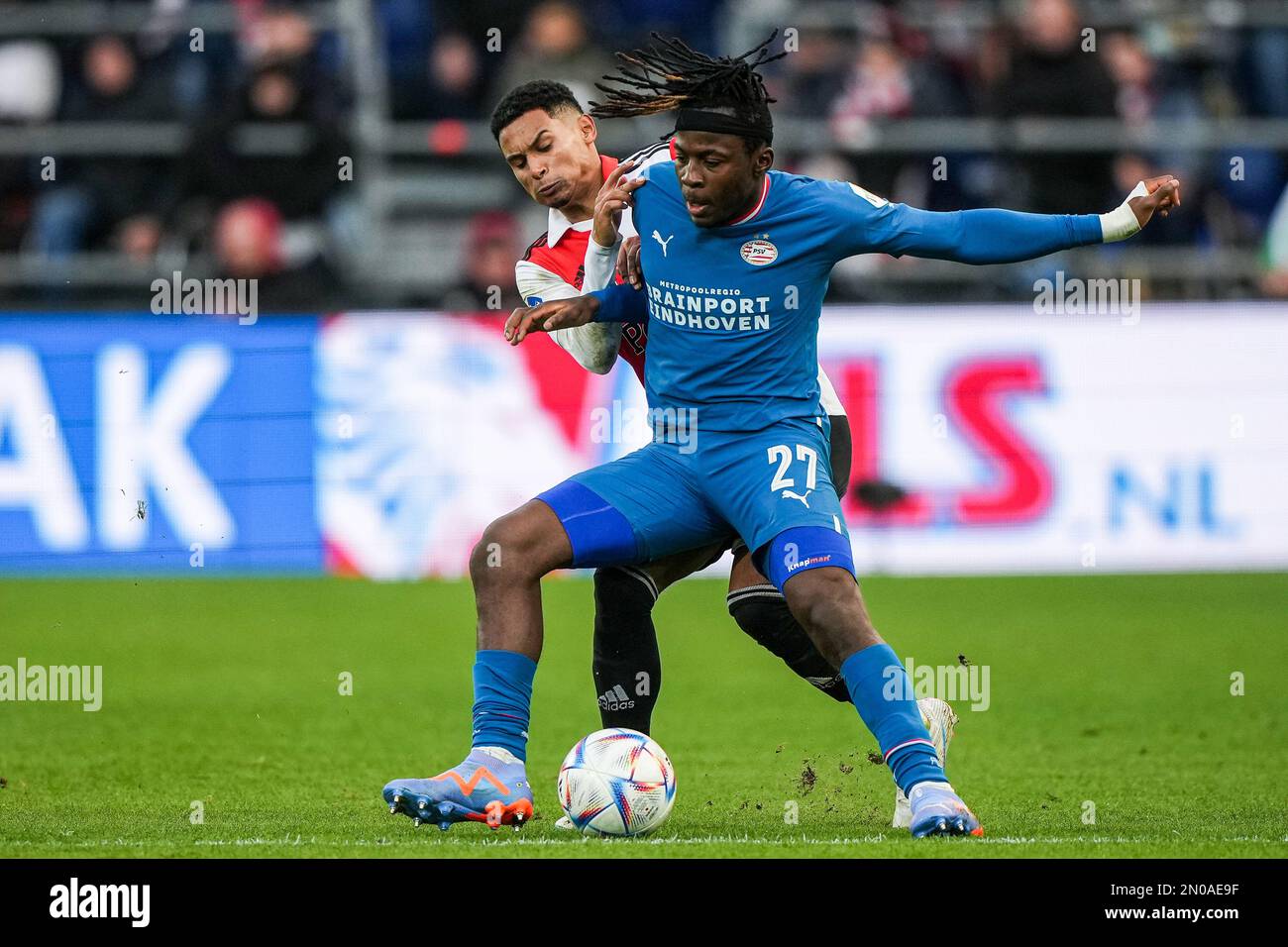 Rotterdam - Marcos Lopez of Feyenoord, Johan Bakayoko of PSV Eindhoven ...