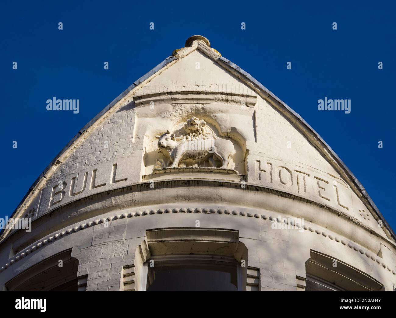 Bull Hotel, Now Closed, Historic Building, Broad Street, Reading ...