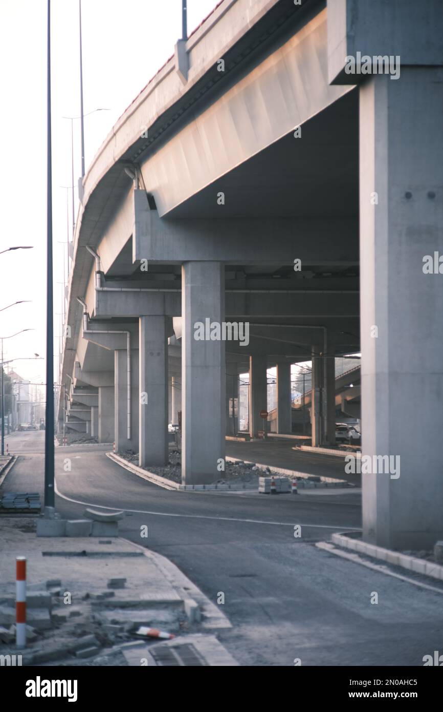 Bridge piers hi-res stock photography and images - Alamy