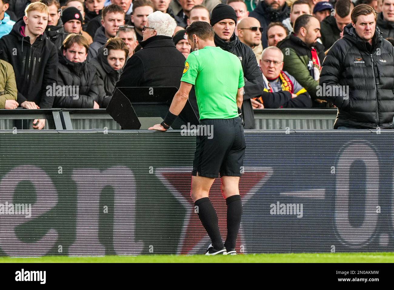Rotterdam - Referee Danny Makkelie during the match between Feyenoord v ...