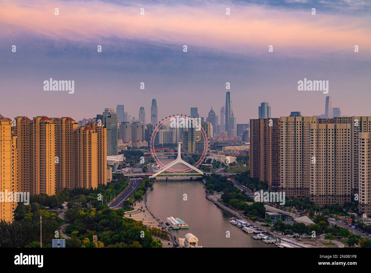 Web celebrity clock in tianjin eye ferris wheel Stock Photo - Alamy