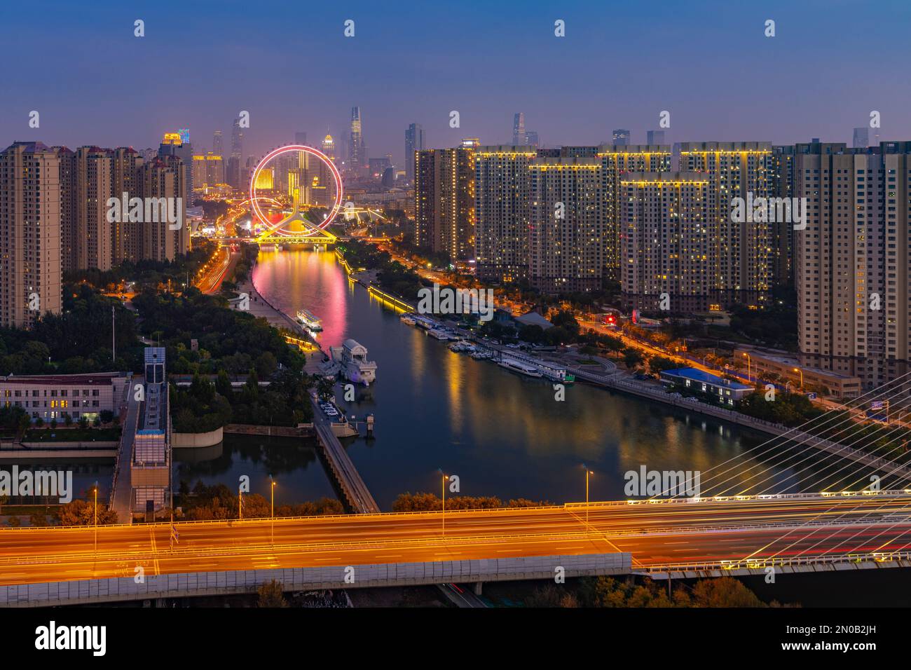 Web celebrity clock in tianjin eye ferris wheel Stock Photo - Alamy