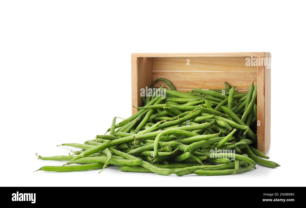 Fresh green beans and wooden crate on white background Stock Photo - Alamy