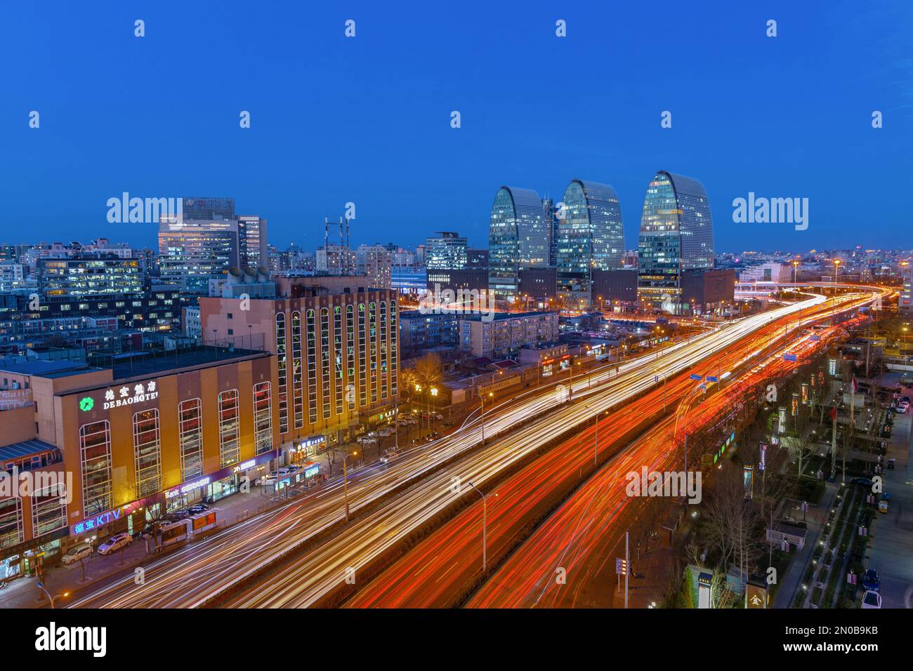 Railway overpasses hi-res stock photography and images - Alamy