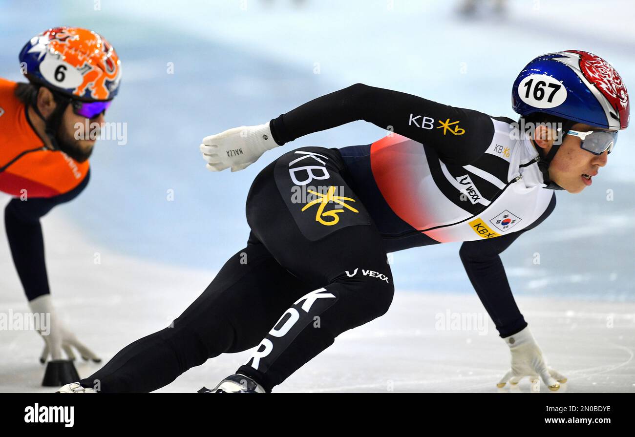 Dresden, Germany. 05th Feb, 2023. Short track: World Cup, 1500 m, men ...
