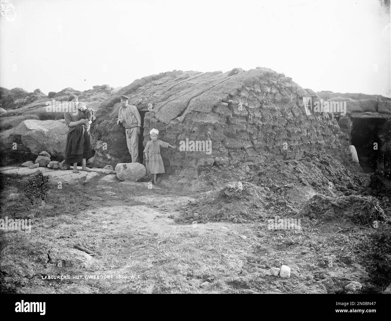 Poor house ireland hi-res stock photography and images - Alamy