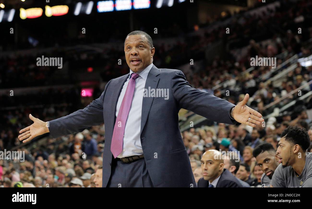 New Orleans Pelicans head coach Alvin Gentry during the second half of ...
