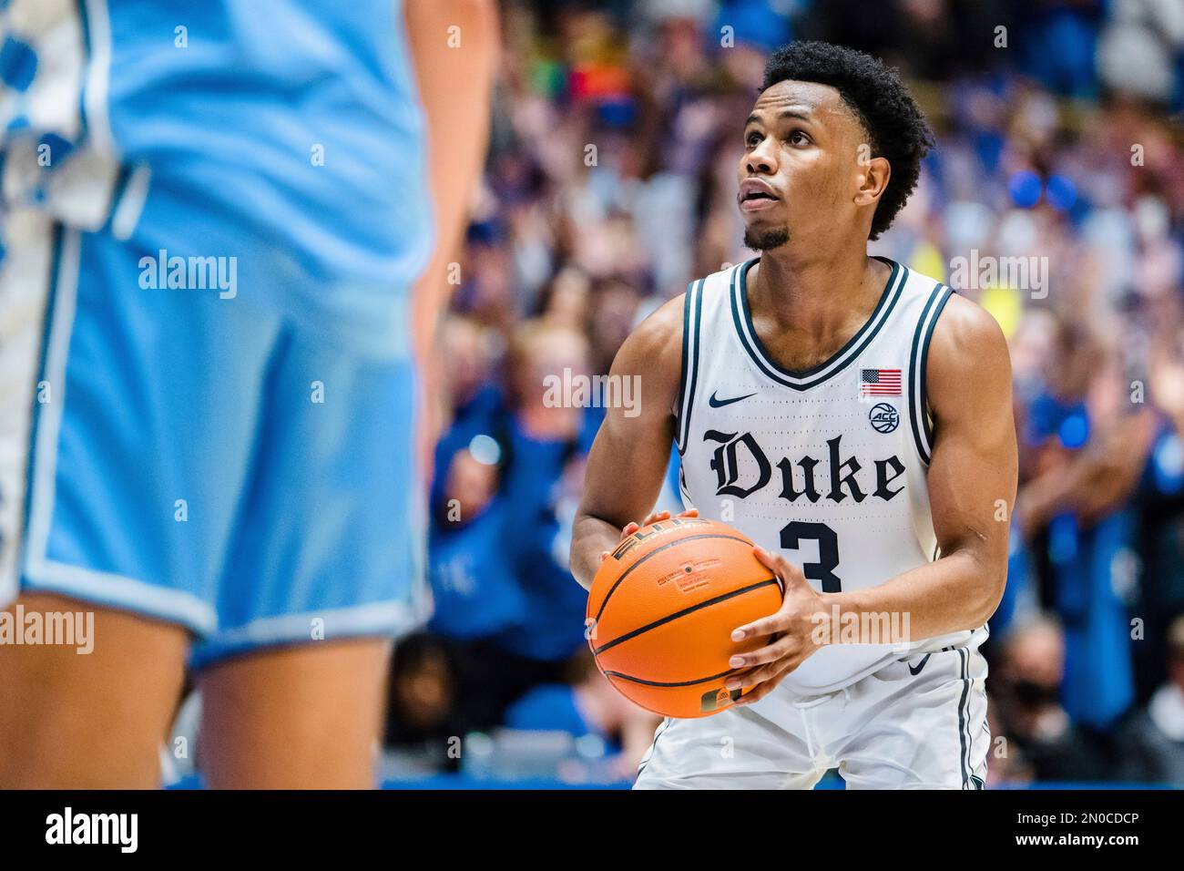 Duke guard Jeremy Roach (3) takes a free throw during an NCAA college ...