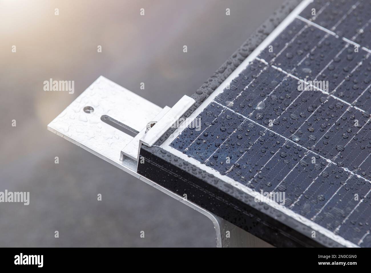 Solar panel home rain hi-res stock photography and images - Alamy