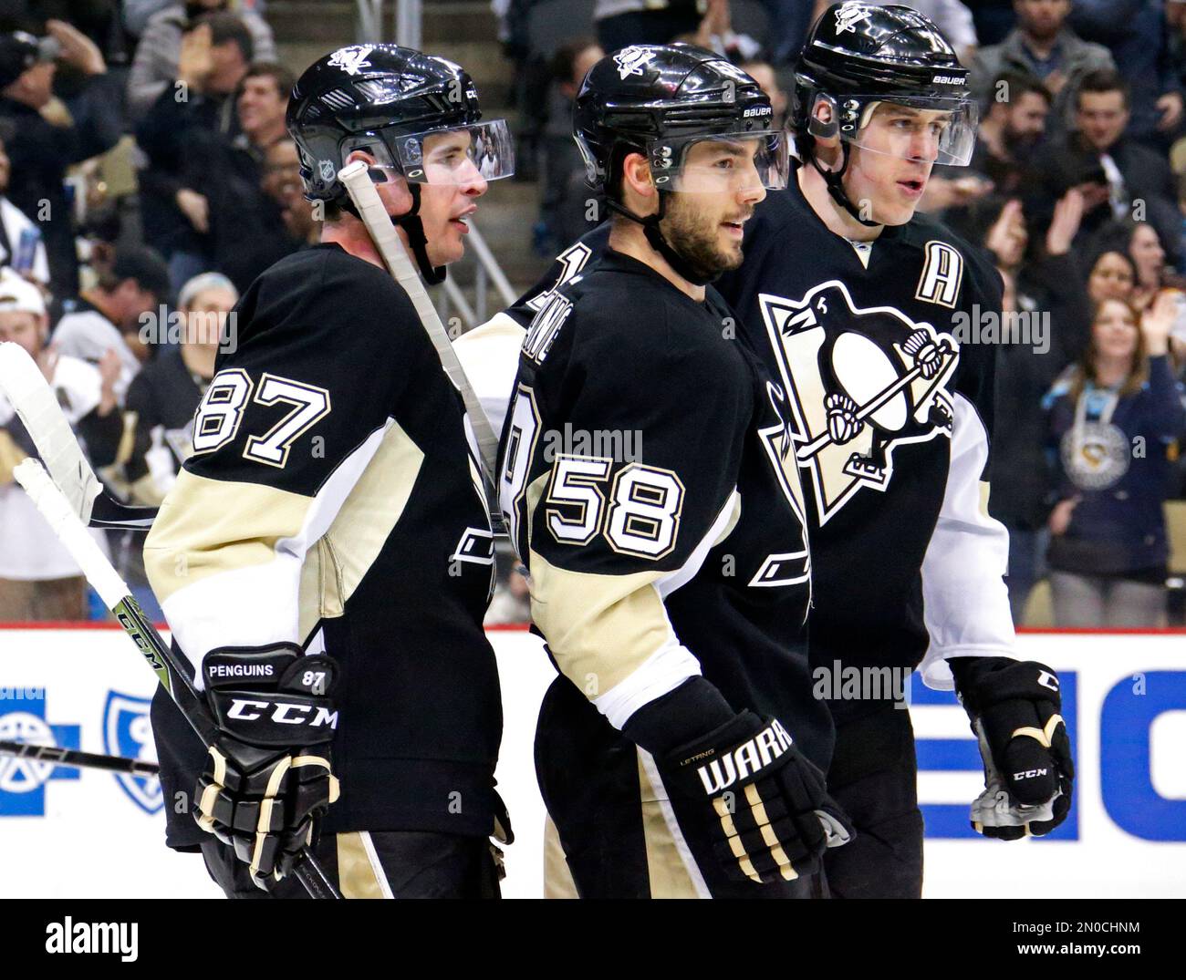 Pittsburgh Penguins' Sidney Crosby (87) celebrates his second goal of ...